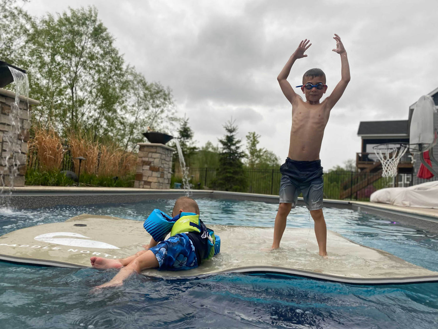 10' Lake Float | Paddle North